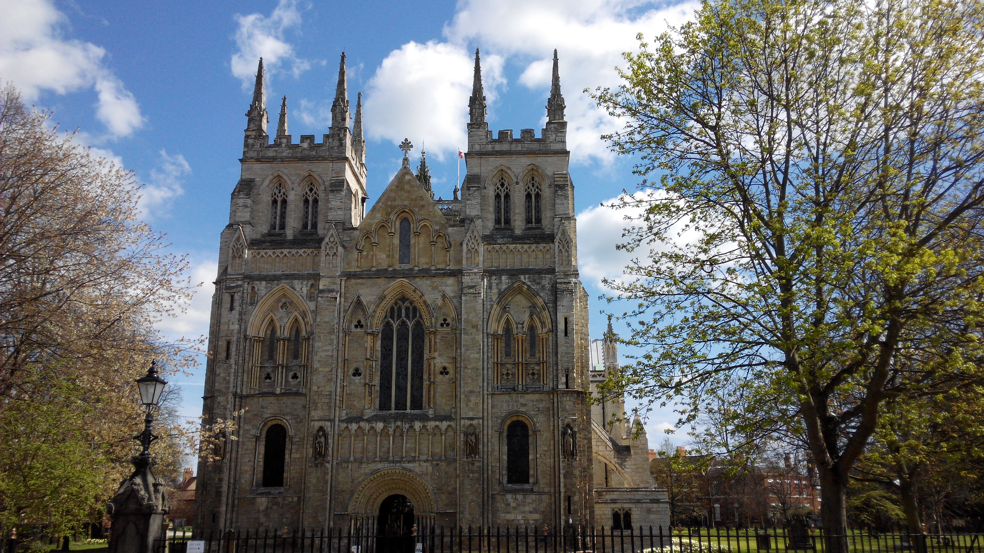 Selby Abbey ~ wedding venue for Jay Chou 周杰倫! – Catherine Lee